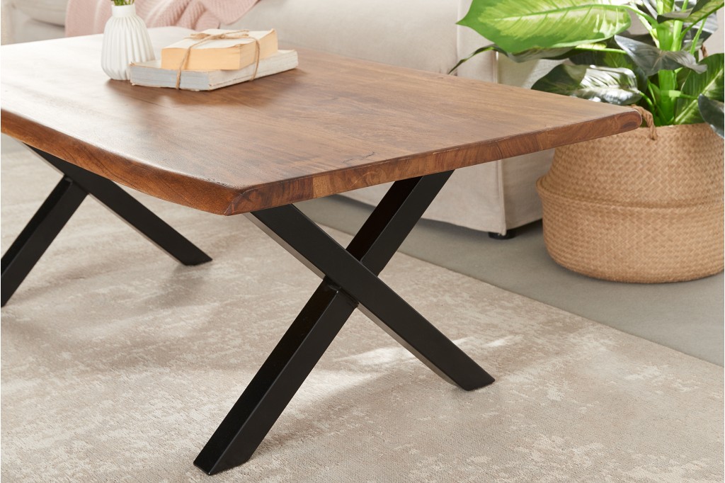 Table basse en tronc d'arbre massif MAMMUT 118cm acacia avec piètement en X